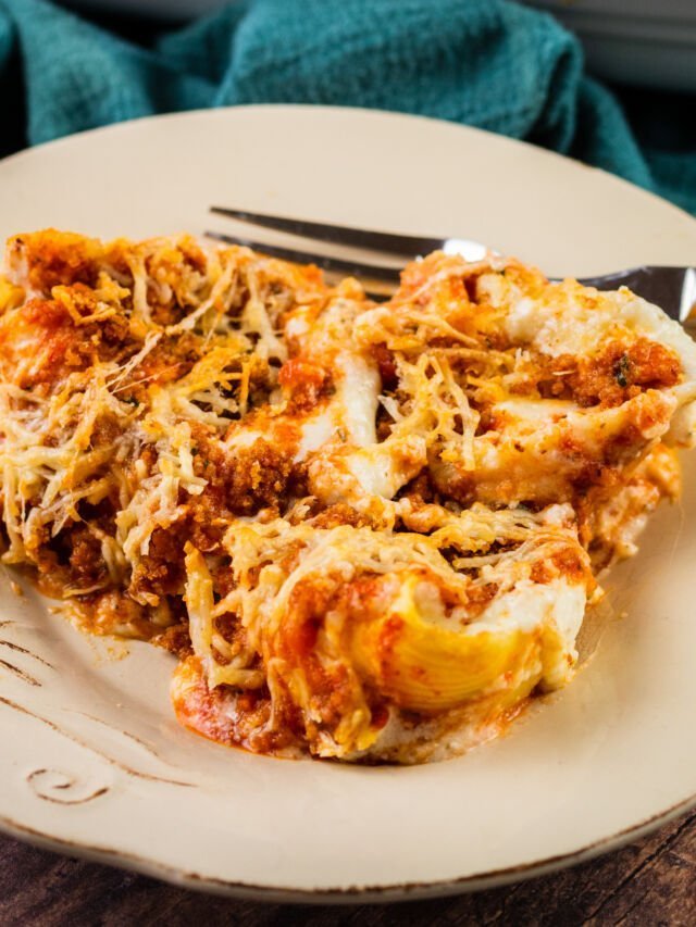 Olive Garden Giant Cheese Stuffed Shells - Comfortable Food