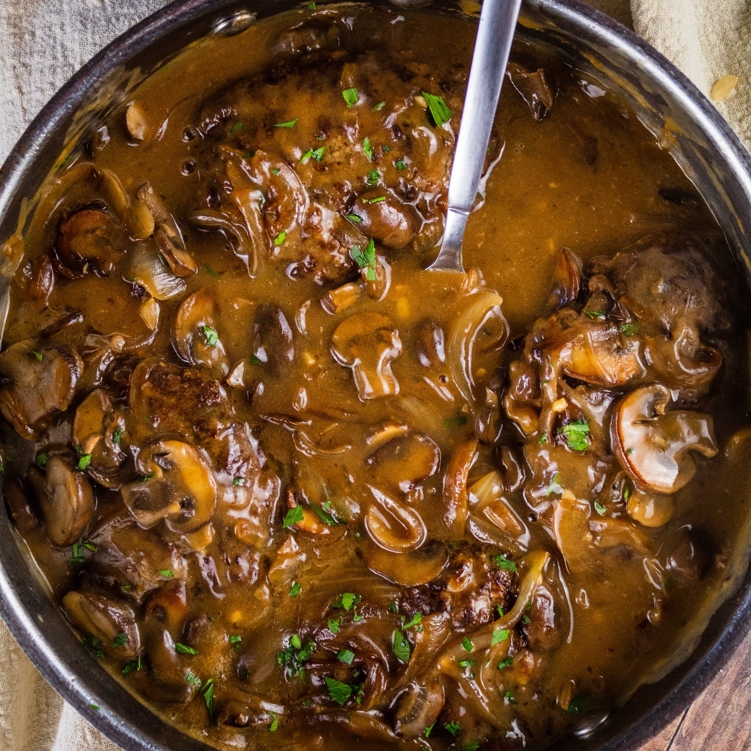Easy Salisbury Steak (30 Minute Meal!) Comfortable Food