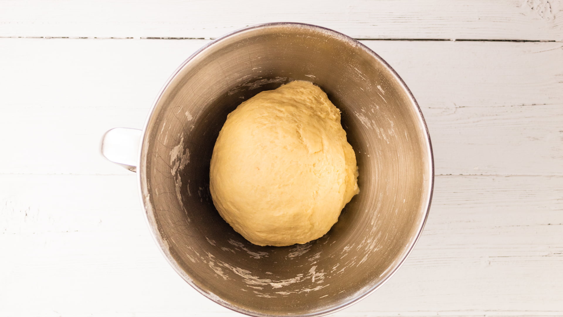 Texas Roadhouse Rolls (Copycat Recipe) - Comfortable Food