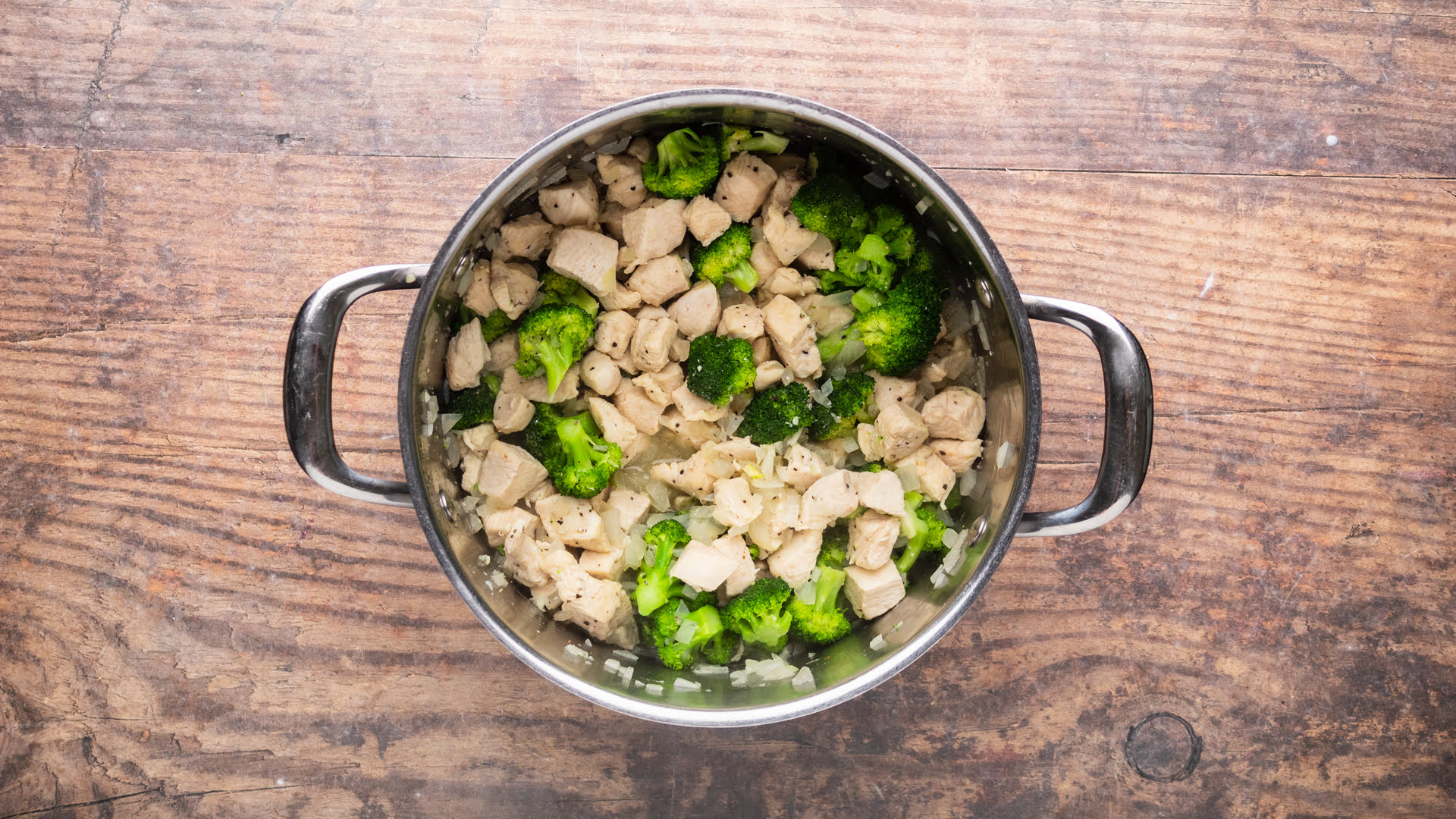 Chicken Divan (Easy & Quick Casserole!) - Comfortable Food