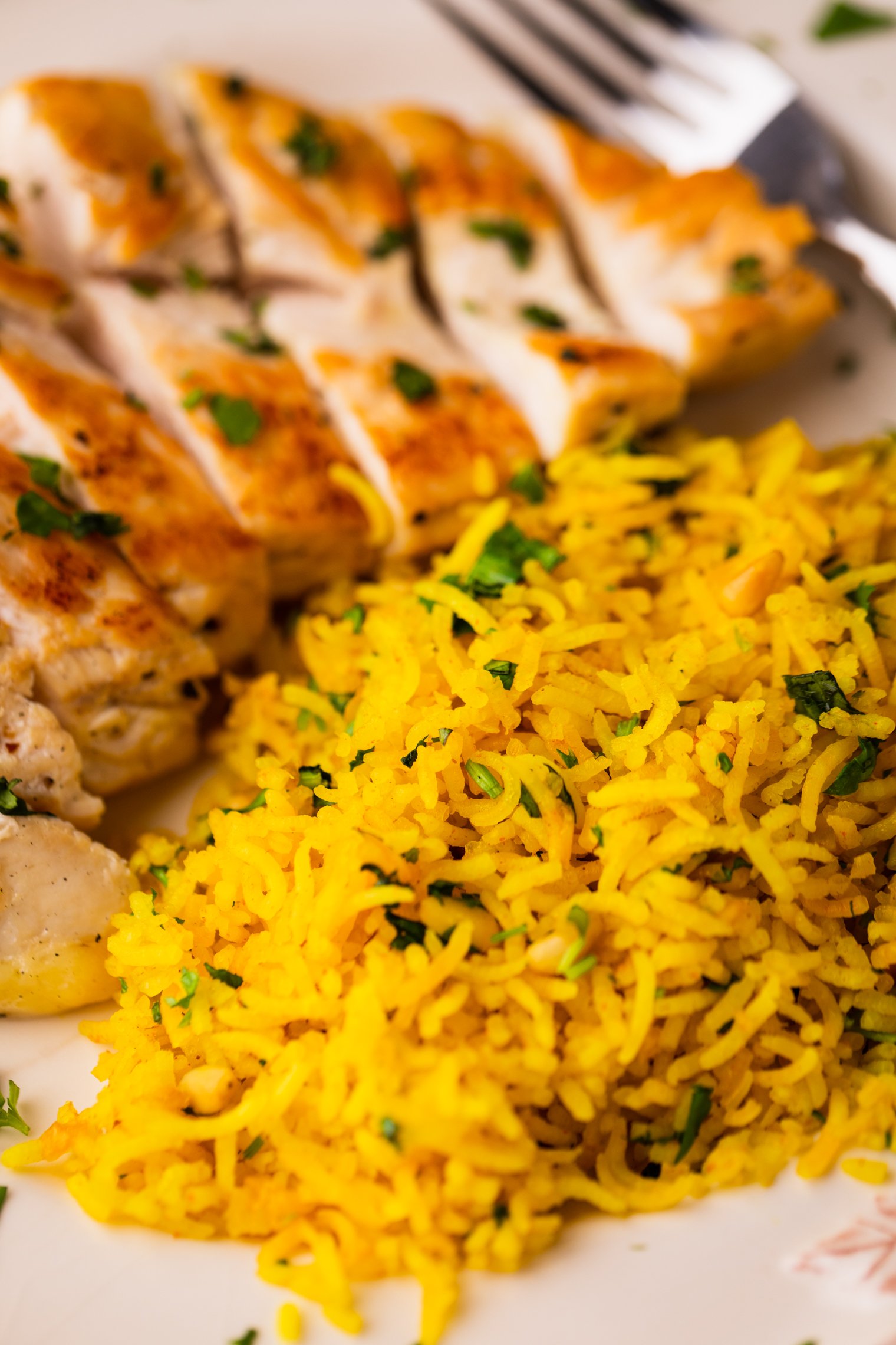 Mediterranean Rice (Quick & Easy) - Comfortable Food