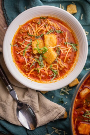 Pizza Soup Recipe (Easy 30-Minute Meal!) - Comfortable Food