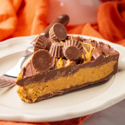 Easy Reese's Pie (No-Bake Dessert!) - Comfortable Food