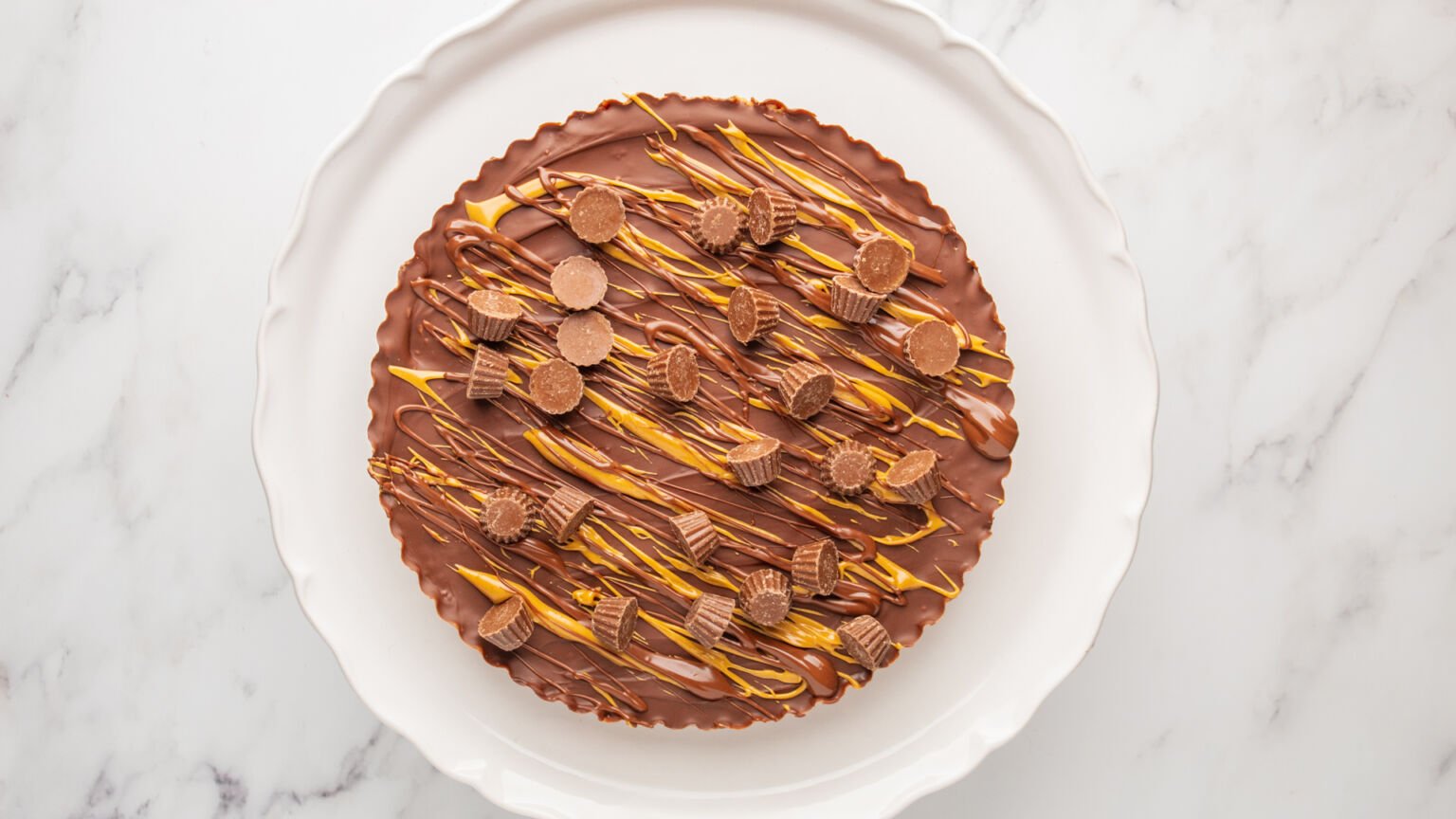 Easy Reese's Pie (No-Bake Dessert!) - Comfortable Food