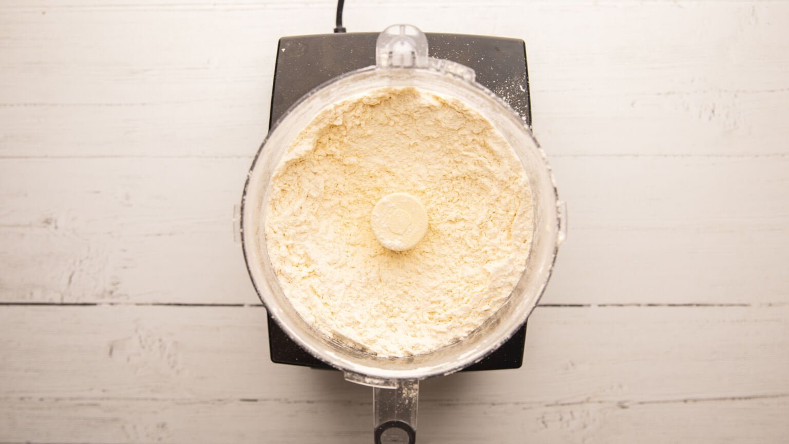 Empanada Dough for Baking (4 Ingredients!) - Comfortable Food